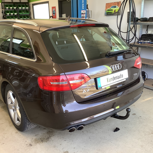 Audi A4 B8 Anhangerkupplung