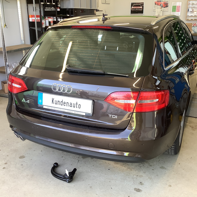 Audi A4 B8 Anhangerkupplung